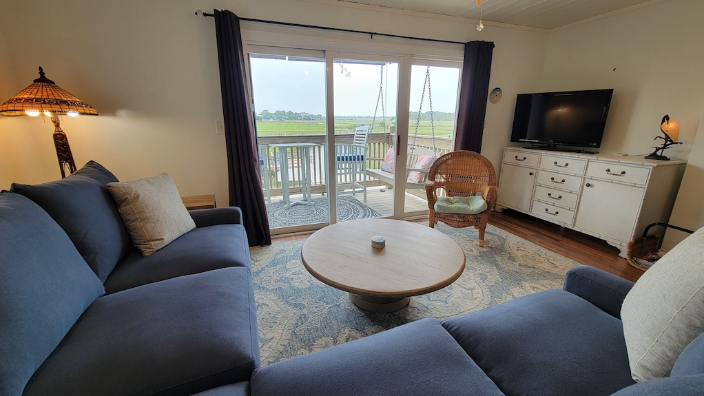 One Marsh Creek | Incredible Views, Private Dock - Tybee Island, GA