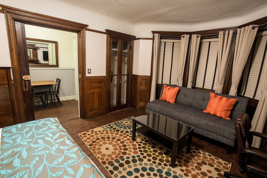 Lujoso Dormitorio C / Baño Privado Y Entrada Privada - New York