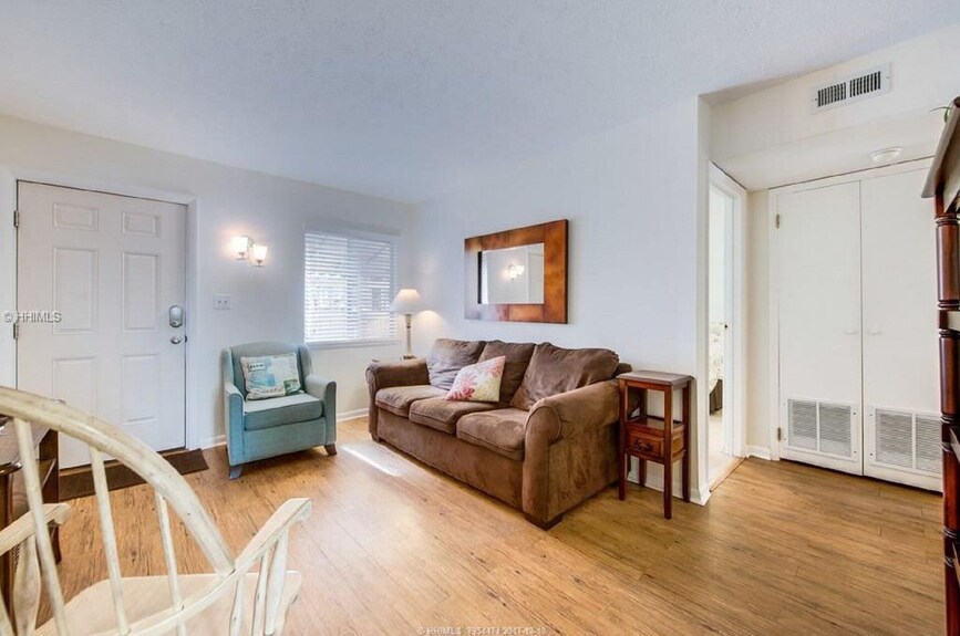 1st Fl. Condo 2 Bdr 5 Min Walk To Beach < .15 Mile - 다우퓌스키 아일랜드