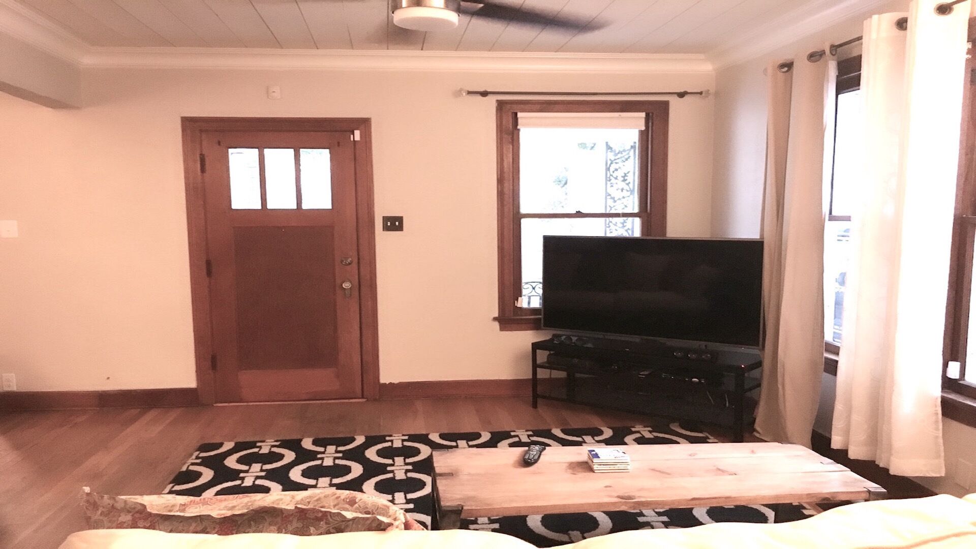 Mascota Y Familiar, Recientemente Renovado, Situado En El Centro, Con Mucho Espacio - Austin, TX