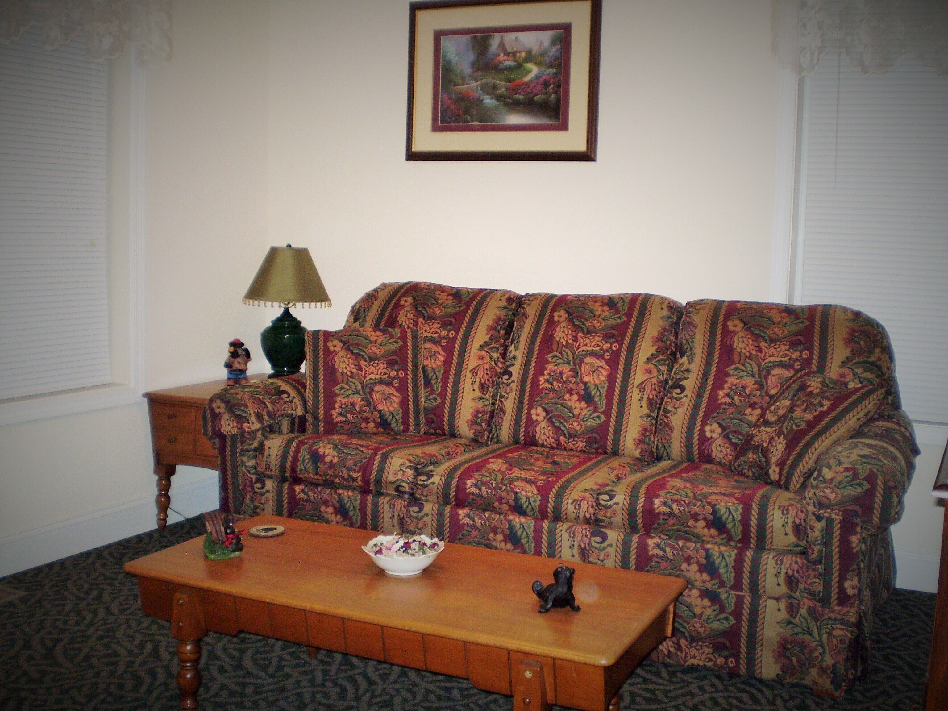 Desirable Cabin Located Just A Short Distance To Downtown Helen! - Helen, GA