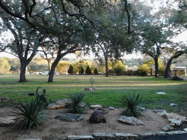 Hamilton Pool Road Guest House Special Rate Jan-feb - Lakeway, TX