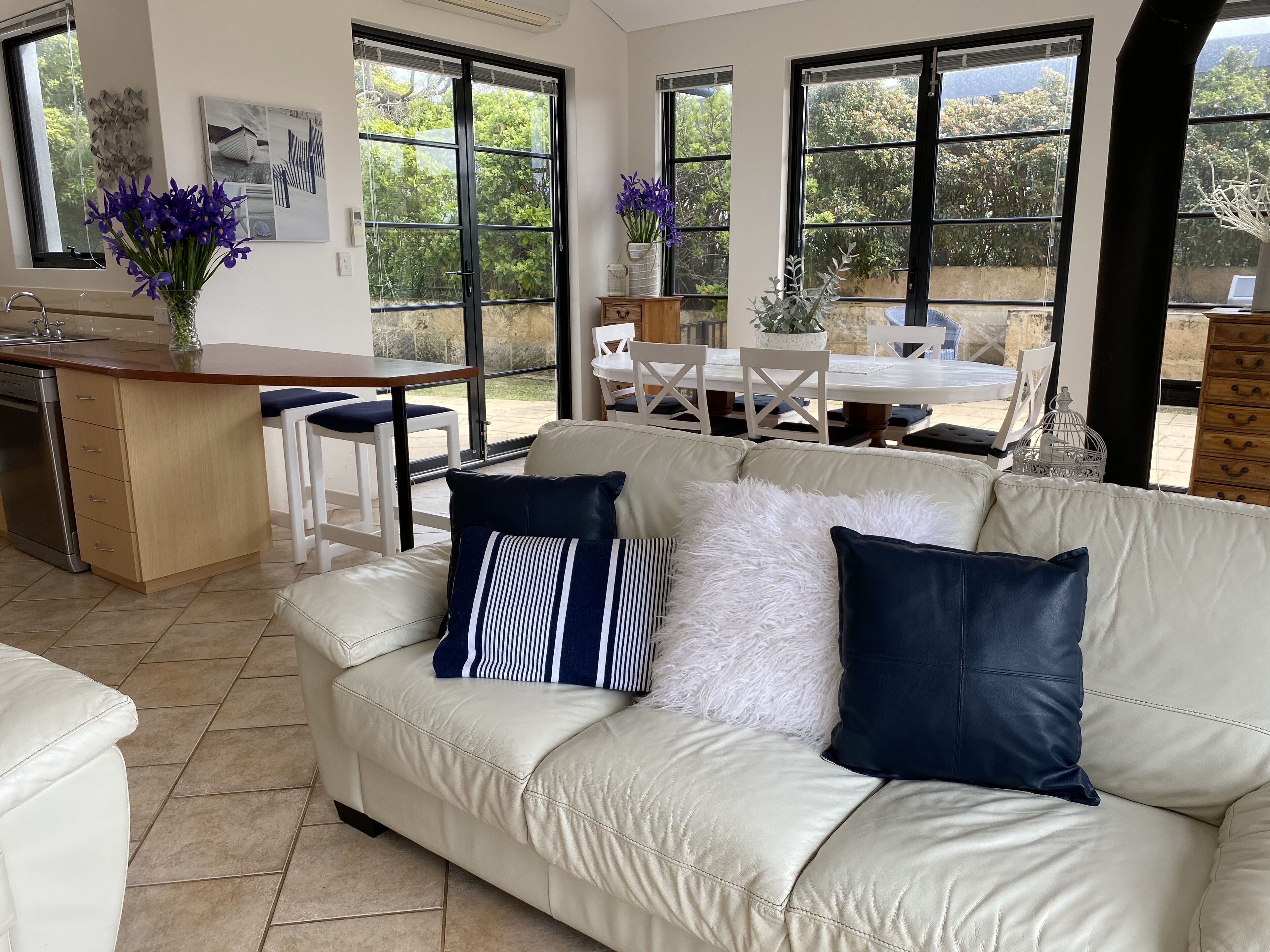 Panoramic Bay Views - Pet Friendly & Only A  5 Minute Stroll To Town. - Busselton