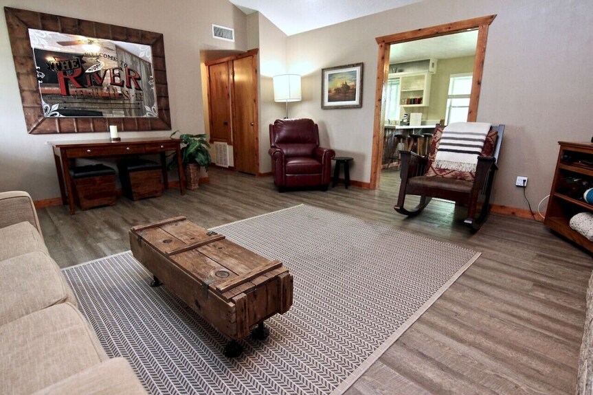 The River House- 3bdr / 2bth- 8 Personnes Le Long De La Rivière San Marcos !! - San Marcos, TX