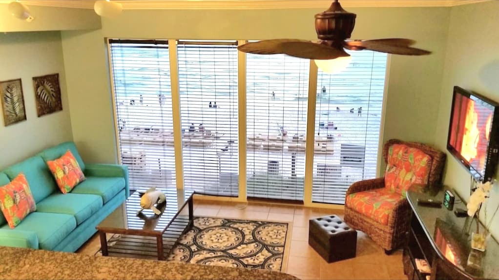 1st Floor Tidewater Beachfront Condo, No Elevators Needed, 2br, 2 Level, 3 Pools - Panama City Beach, FL