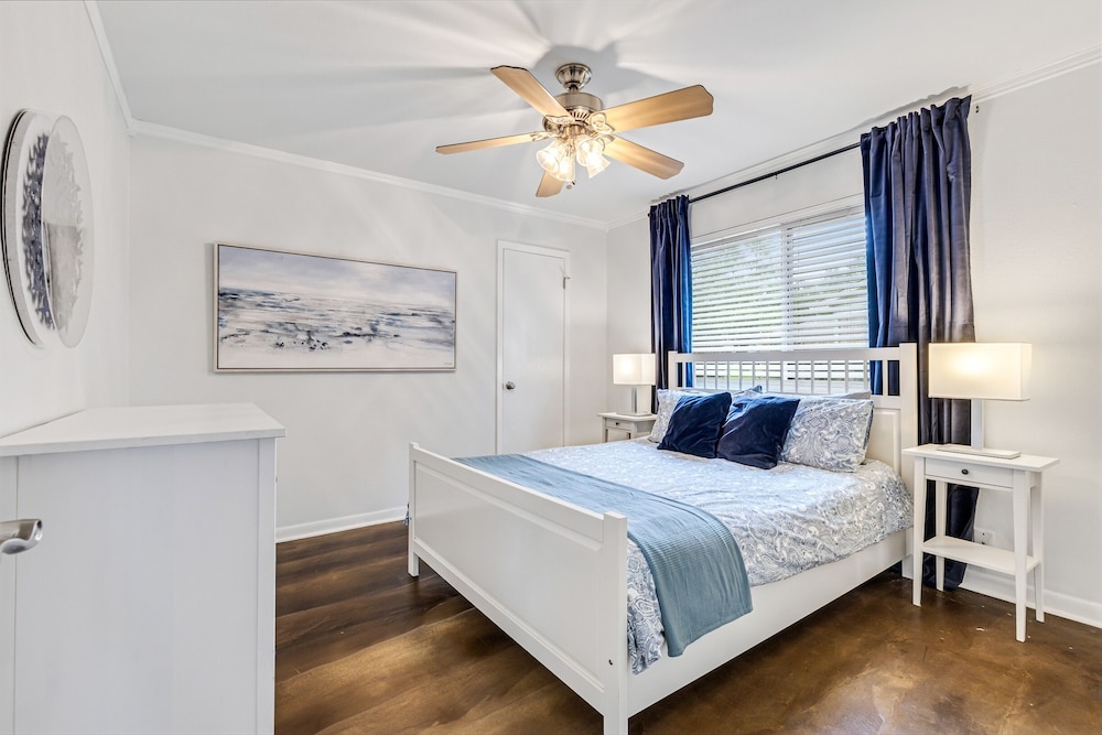 Lake View In North Austin - Austin, TX