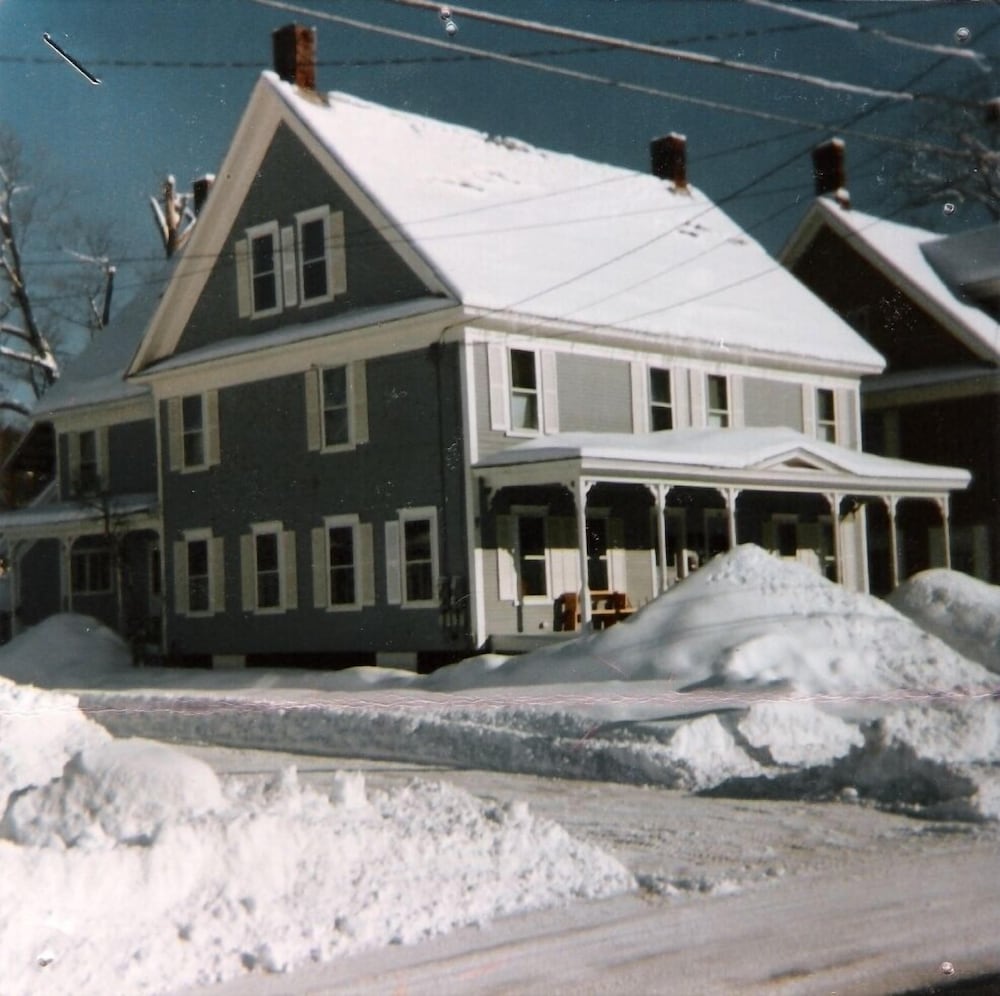 Okemo Mt. Family Affordable 1st Floor, Village Shuttle, Walk To Town, Dogs Ok - Ludlow, VT