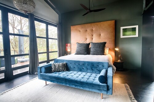 Black Star, Kangaroo Valley - Fitzroy Falls