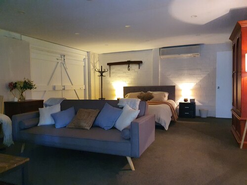 Annies Barn, Fitzroy Falls - Fitzroy Falls