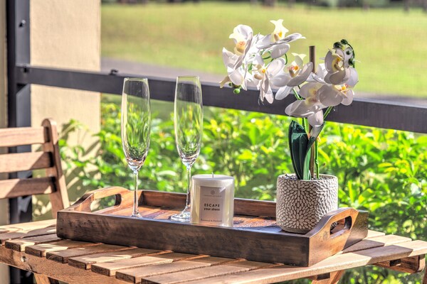 Pga National Luxurious 3br-3ba House With Golf Course View - Palm Beach Gardens, FL