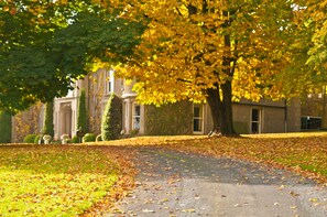 Luxury Irish Castle in Gorgeous Country Setting in Tipperary - Bansha ...