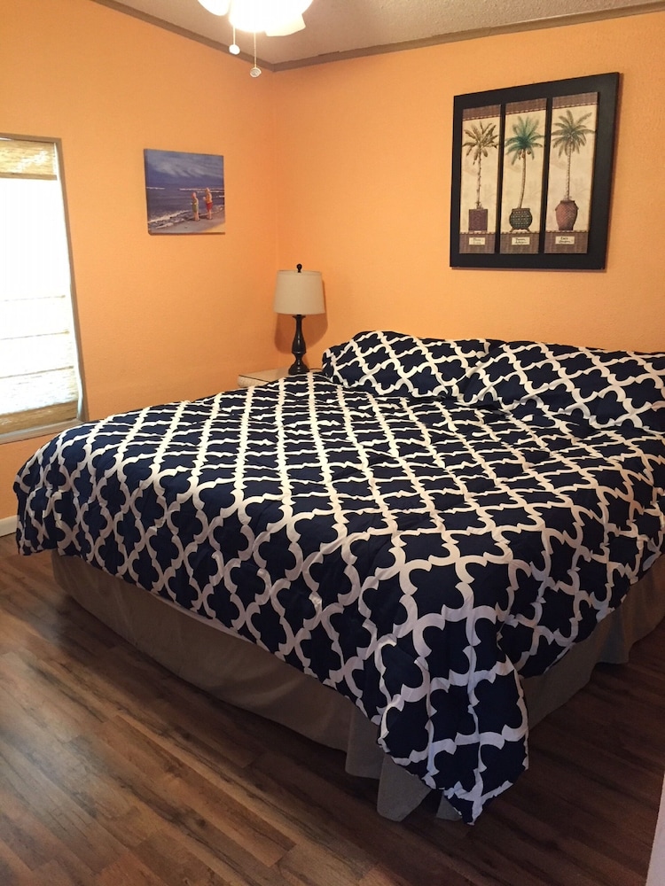 Waterfront 80' Heated Pool Hottub Gorgeous Views 20 Mins To Key West & Marathon - Big Pine Key, FL