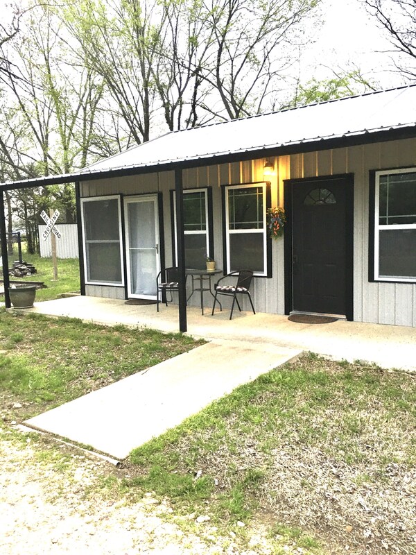 Cottage At The Whistle Stop - 디트로이트