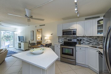 Naples Vacation Rentals, Florida: house rentals & more | Vrbo