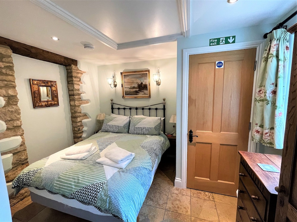 Roseleigh Cottage In The Heart Of Stow-on-the-wold With Parking For 2 Cars. - Stow-on-the-Wold