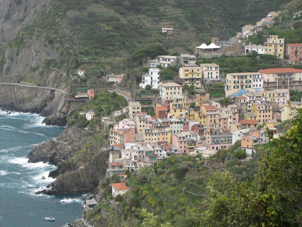 Cinque Terre, Riomaggiore, Apartment Overlooking The Village And Sea - Cinque Terre
