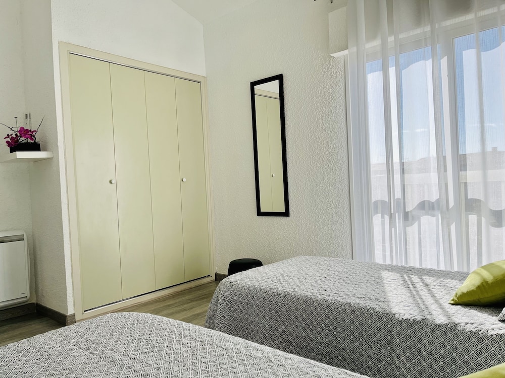 Très Belle Maison Cour Wifi-150 M De La Plage- Promo 25% Avril-mai- Oct - Valras-Plage