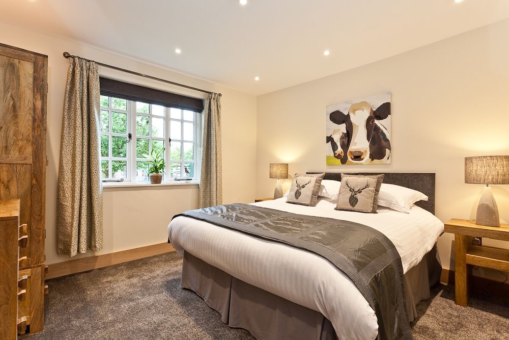 The Best Holiday Cottage In Cartmel Village. Pet Friendly. Off Road Parking - Grange-over-Sands