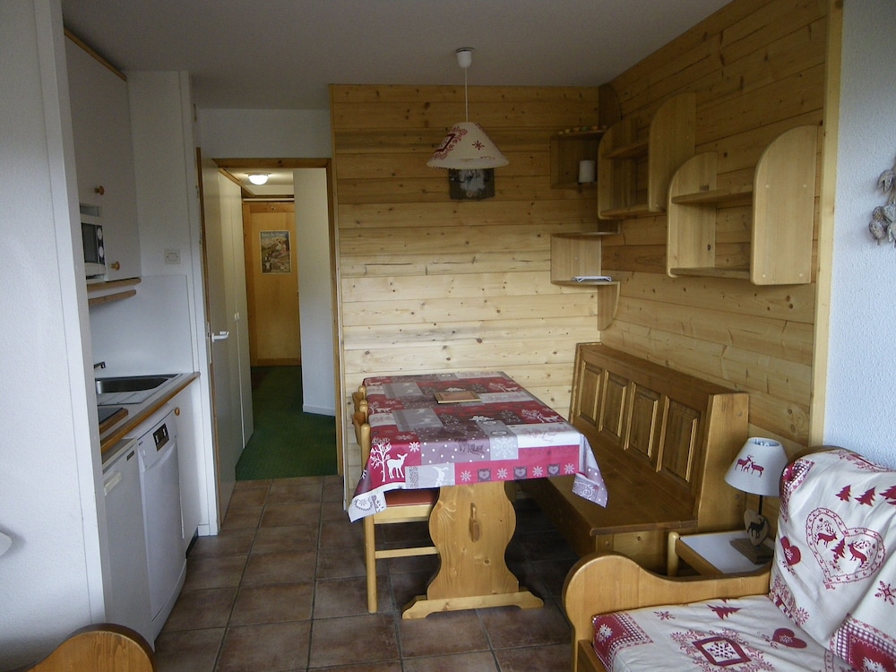 Appartement Savoyard Pour 5 Personnes Avec Acces Direct Aux Pistes - Mâcot-la-Plagne