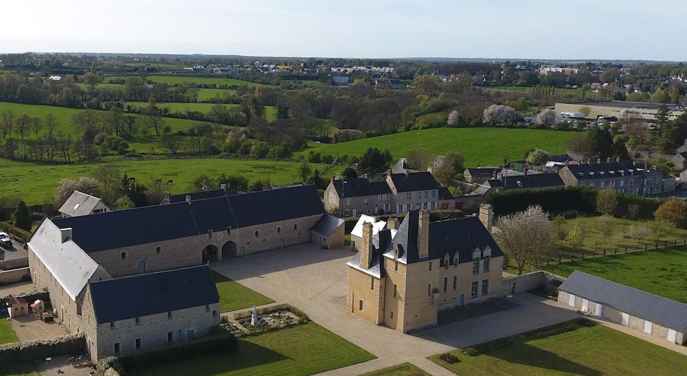 Jolie Maison Aux Portes De Bayeux Dans Un Site Exceptionnel. - Arromanches-les-Bains