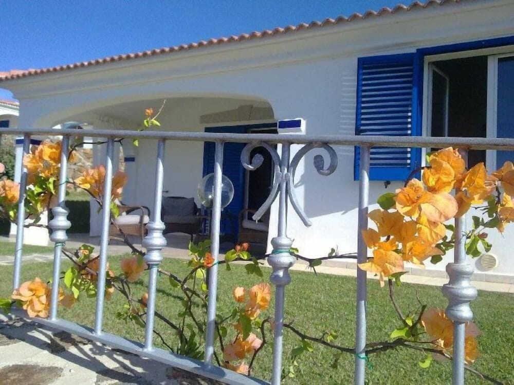 Punta S. Anna Di Budoni; Graceful Villa With Garden. For An Unforgettable Holiday - Posada