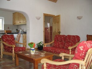 SELF CATERING COTTAGE IN PICTURESQUE INAGH VALLEY, Recess, CONNEMARA ...