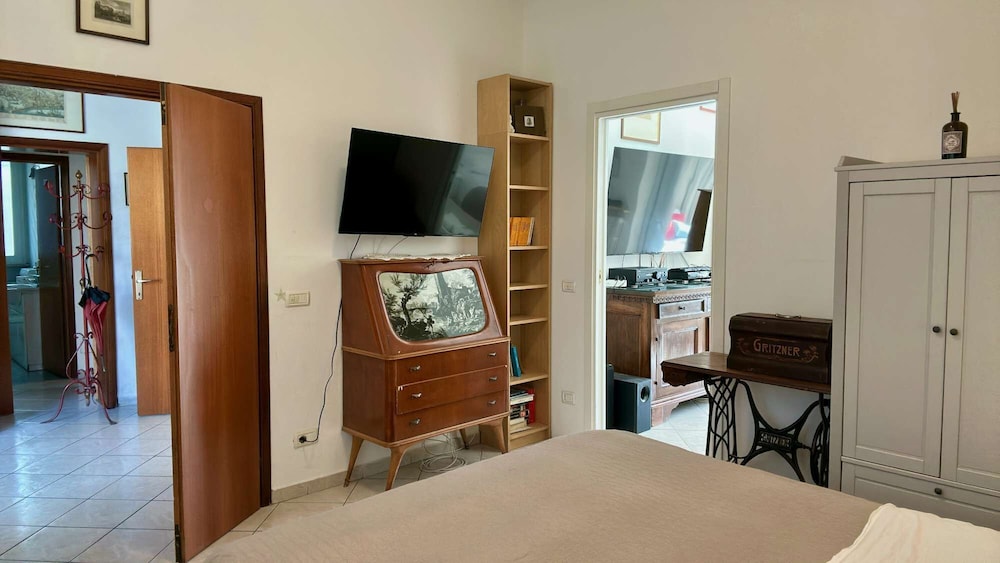 Appartement De 125 M² à Villa Renata Avec 350 M² De Jardin Privé Et Parking - Rimini