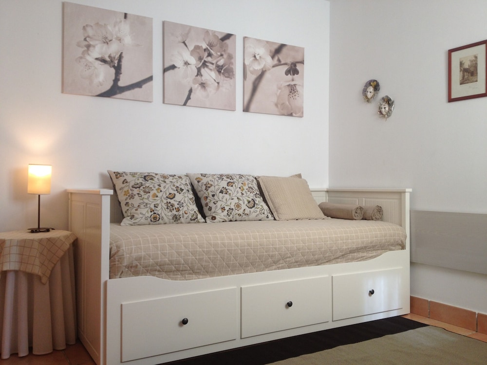 Casa En Costaballena, En Urbanización Cerrada. 6-8 Personas. Jardín Privado. - Rota