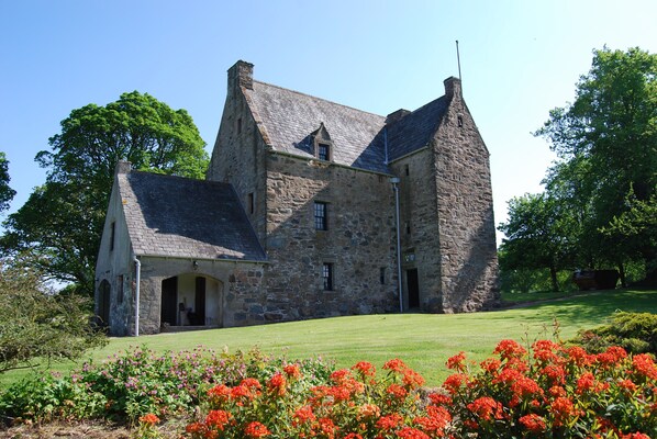 Historic and secluded 17th Century Castle located in private Scottish ...