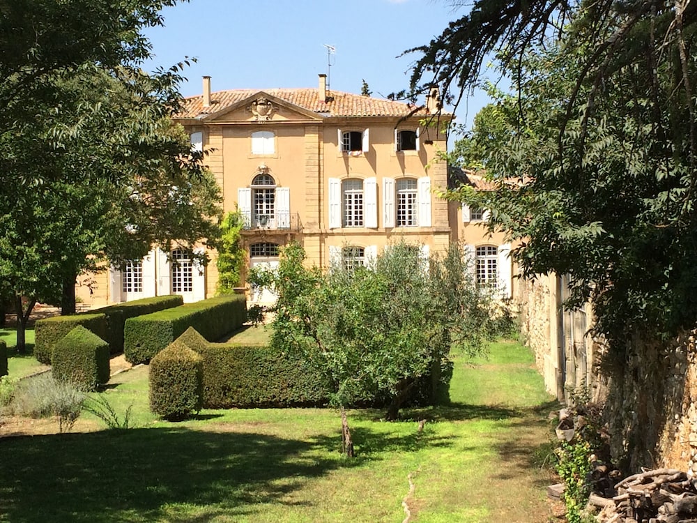 Une Bastide Dans La Campagne à Proximité D'aix En Provence - Gardanne