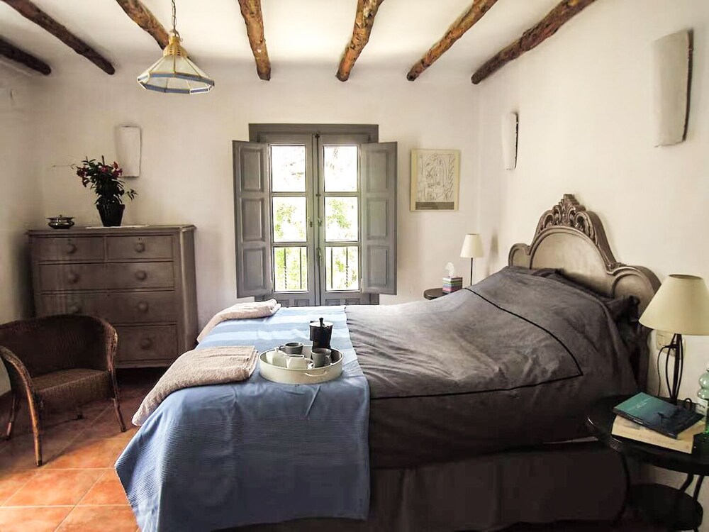 Prachtig Dorpshuis Met Een Eigen Ommuurde Tuin, In De Buurt Van Ronda - Ronda