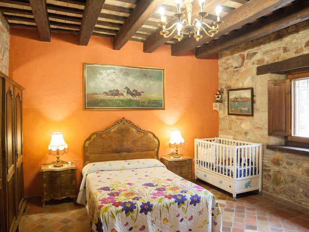 Large 10 A/c Bedrms Mansion In Spain| Near Barcelona &15min Beaches|private Pool - Sils