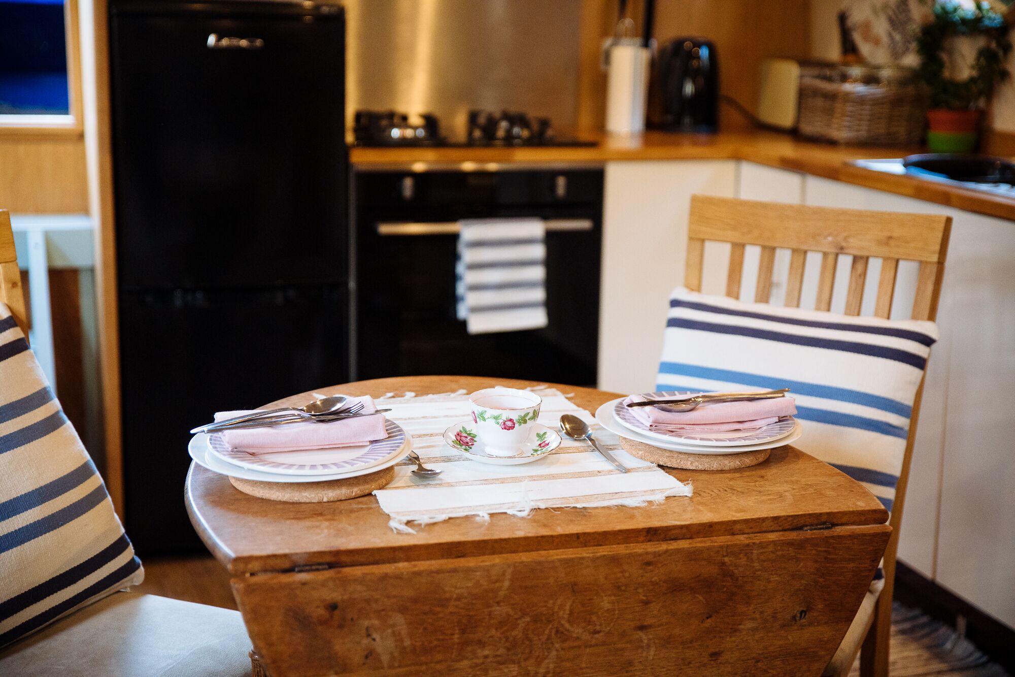 11 Best Houseboat Rentals In Scotland, UK - Updated 2025 | Trip101