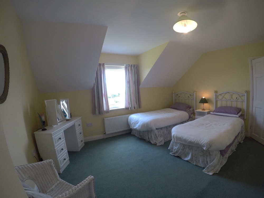 Luxurious Holiday Home With Wifi In The Heart Of The Burren, Ballyvaughan. - Lisdoonvarna