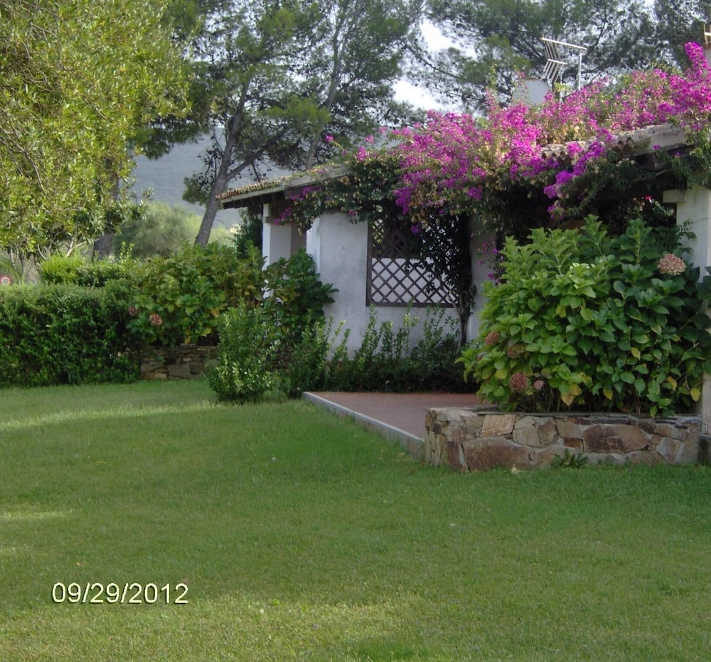 Maison Mitoyenne Avec Accès Direct à La Plage - San Teodoro