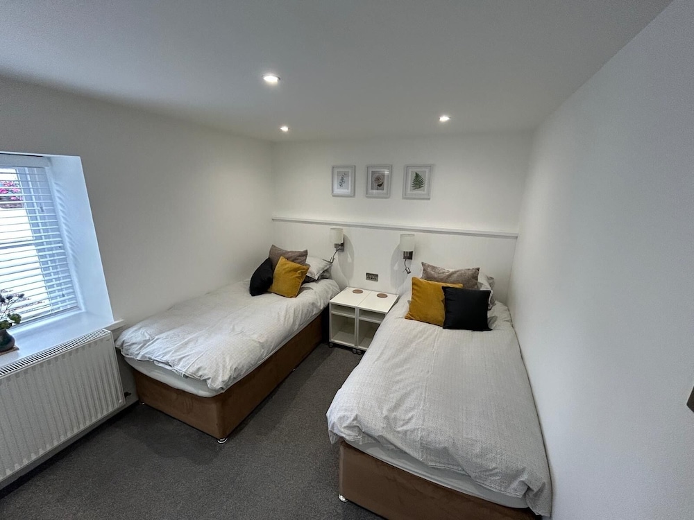 Uriges Traditionelles Cottage Mit Modernem Interieur, Drumnadrochit, Loch Ness - Loch Ness
