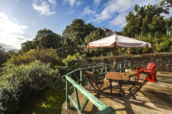 Granero Cariñosamente Renovado En Nuestra Quinta Das Abelhas - Azores