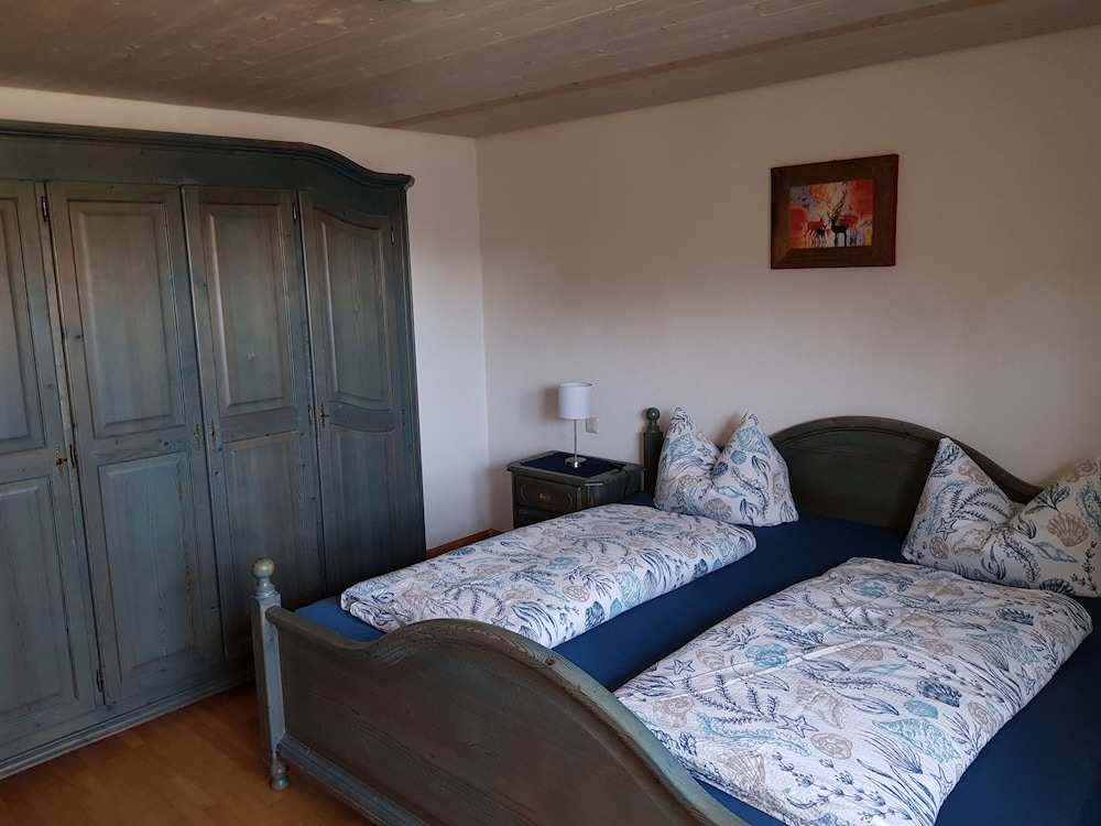 Modern And Cosy Holiday Flat On The Freiburger Mountain At Schauinsland - Belchen