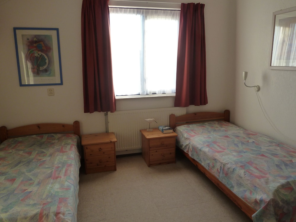 Strandnahes, Gemütliches Privatferienhaus, Umgeben Von Tulpenfeldern - Texel