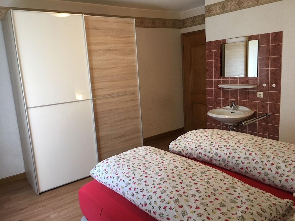 Panorama Appartement **** Op Winterberg, 2 -12 Pers., Boxspringbedden, Wifi / Wlan - Altastenberg