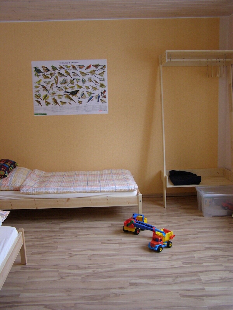 Große, Komfortable Ferienwohnung, Der Natur Ganz Nah, Mitten Im Dorf - Trendelburg