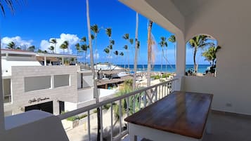 Penthouse Panorâmica, 4 quartos, vista para a praia | Vista para a praia ou o mar