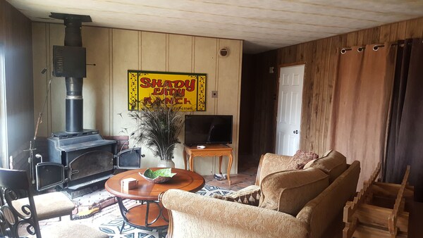 Shady Lady Bed & Breakfast - Death Valley