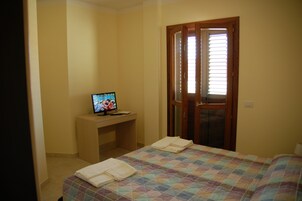 Quarto Familiar | Wi-fi grátis, roupa de cama fornecida 