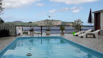 Piscina exterior