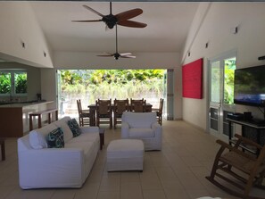 Modern luxury island home - Culebra | Vrbo