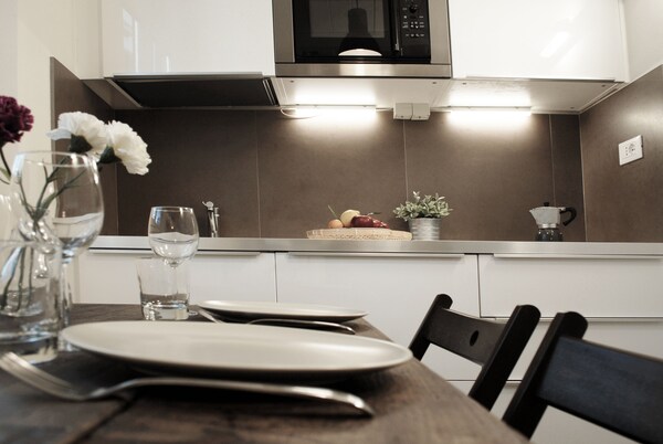 Modern Loft, In The Historic Center Near The Smn Station And The Duomo - Florence