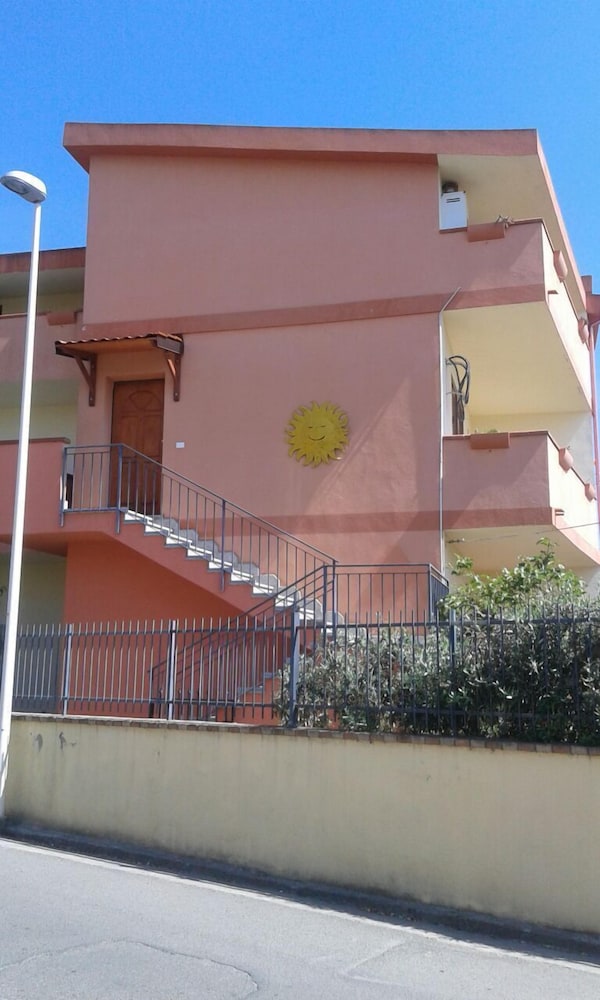 Villa En Sardaigne Sud De Montagne 10 Km De La Mer - Sardaigne