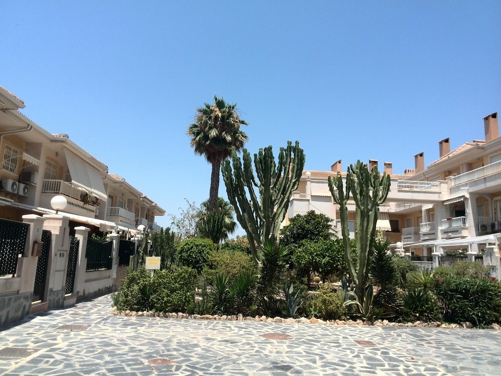 Zentral Gelegenes Haus, Terrasse, Nahe Am Strand Und Zentrum, Klimaanlage, Wifi. - Santa Pola
