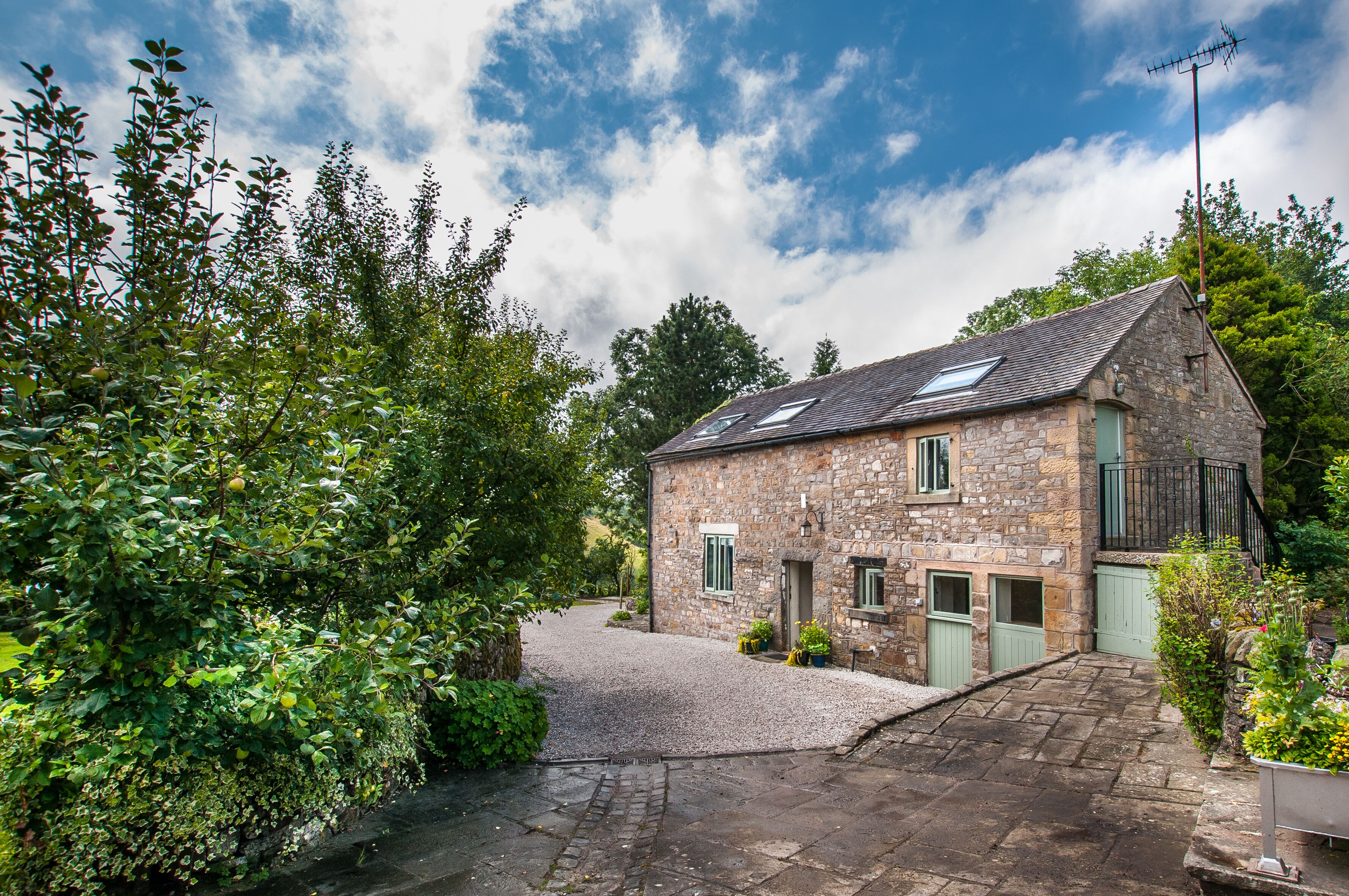 Town End Barn | Warslow Near Hartington, Peak District & Derbyshire ...